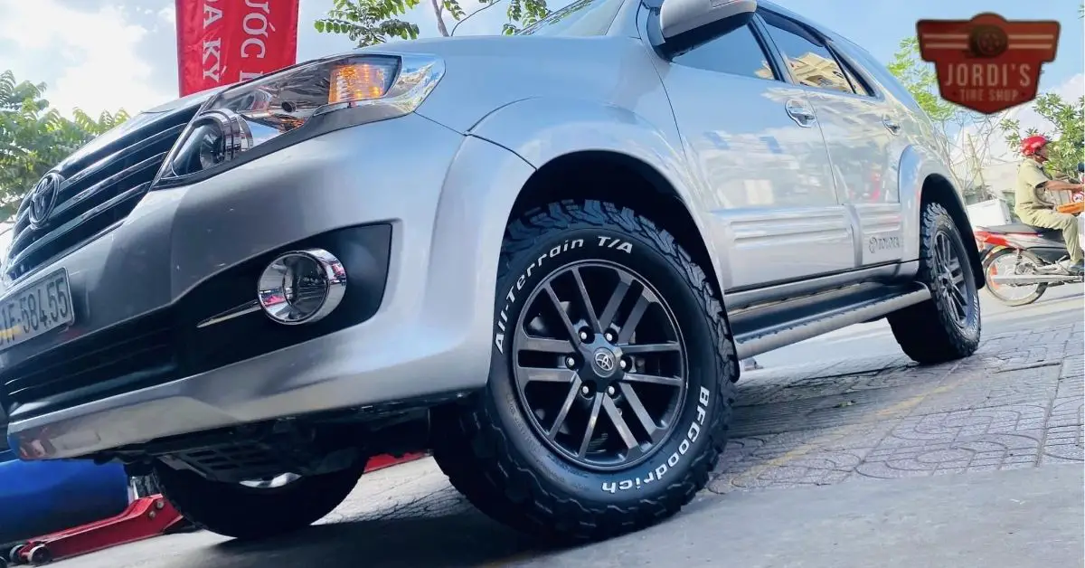 Cooper Discoverer Rugged Trek vs BF Goodrich KO2: The Ultimate Off-Road Tire Showdown - Jordi's ...