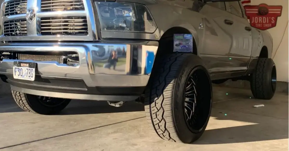 Decoding Tire Size: Unveiling the Intricacies of the 305 40r22 in ...